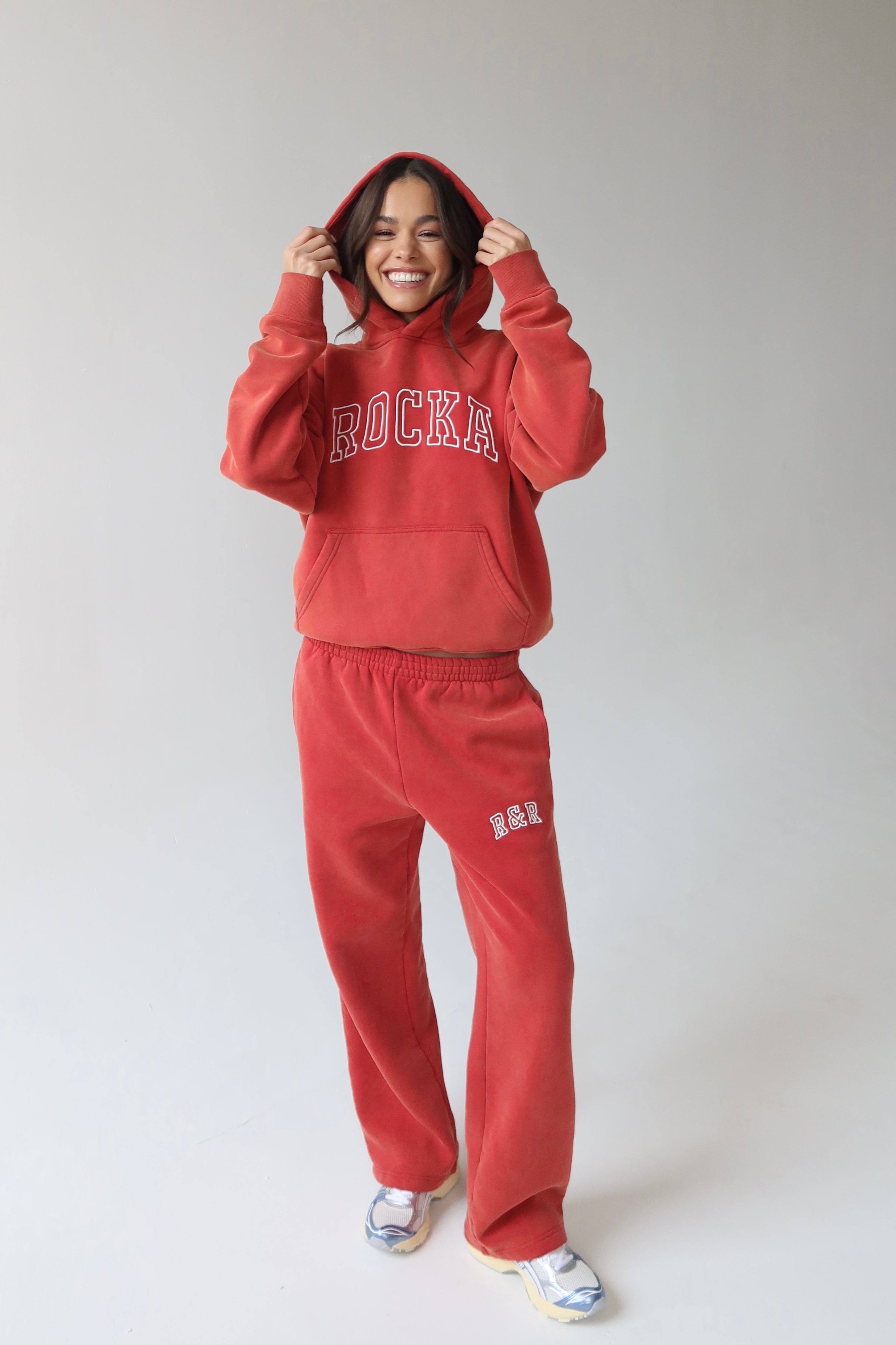 It's Chilli Washed Red Hoodie – Ru and Rocka